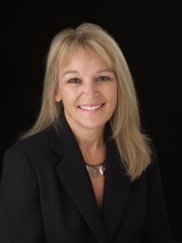 Wells Fargo Home Mortgage Names Mary Hackman to Leaders Club