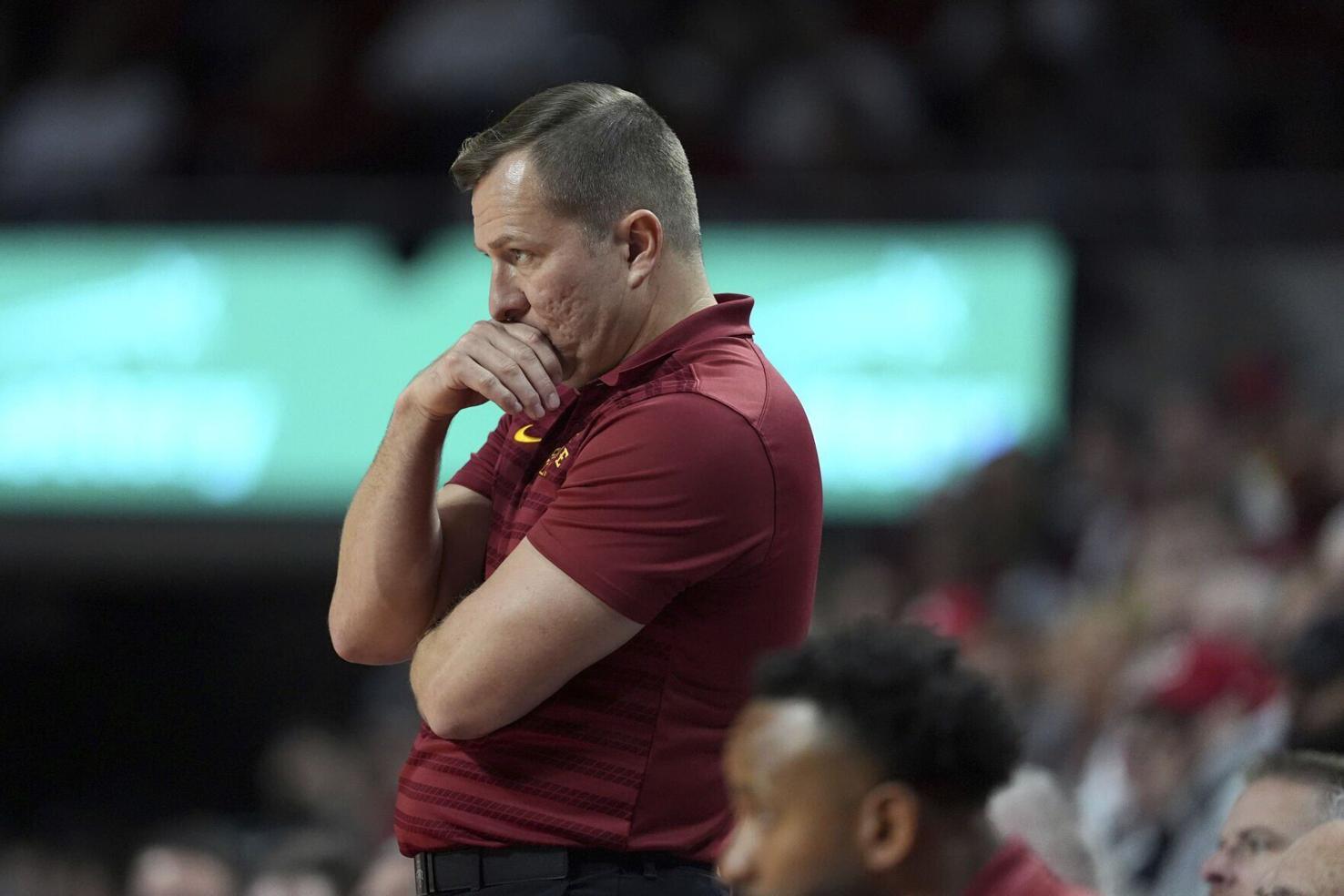 TJ Otzelberger gets calm sideline demeanor from Jalen Hurts