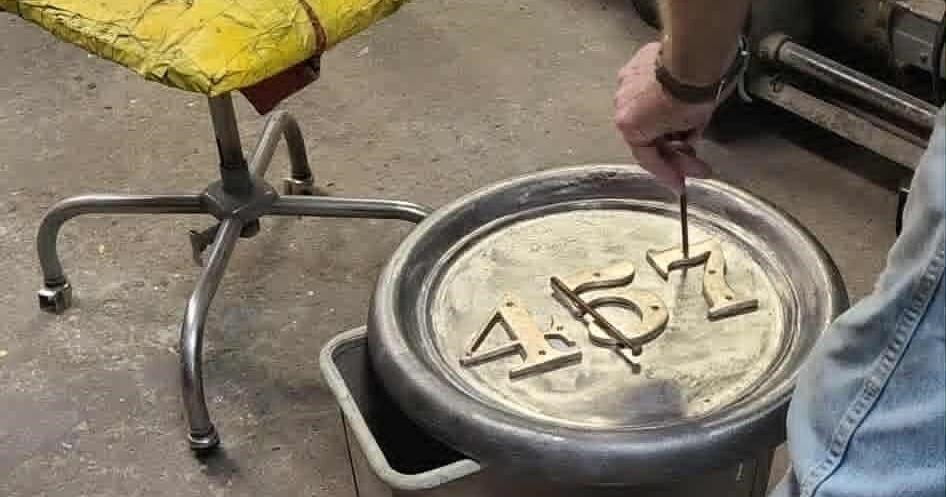 Rotary Cannonball gets reproduction number plate