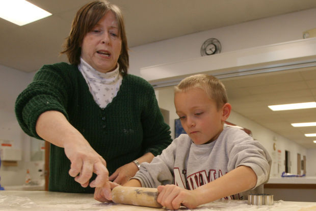 Kids learn the science behind baking cookies
