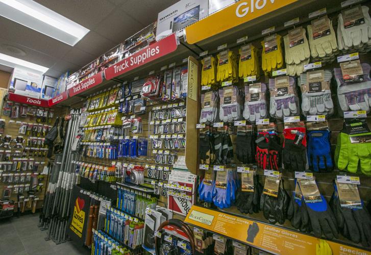 Love's truck stop opens doors in Floyd
