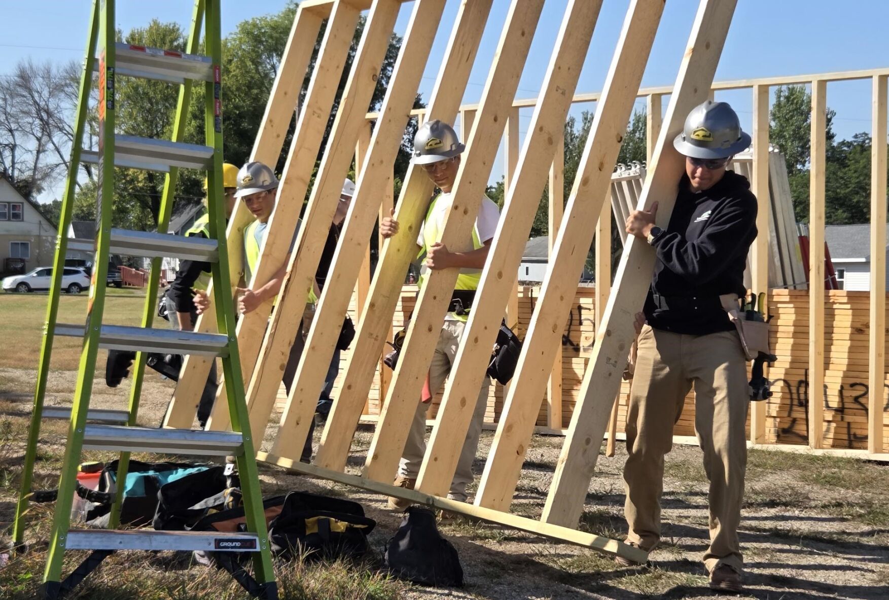 NIACC students build homes for North Iowa families