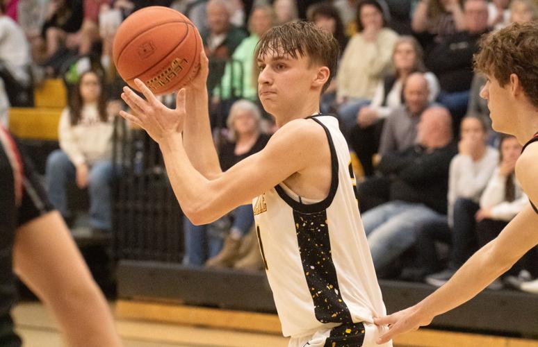 High School Boys Basketball: Clear Lake uses big second half to advance