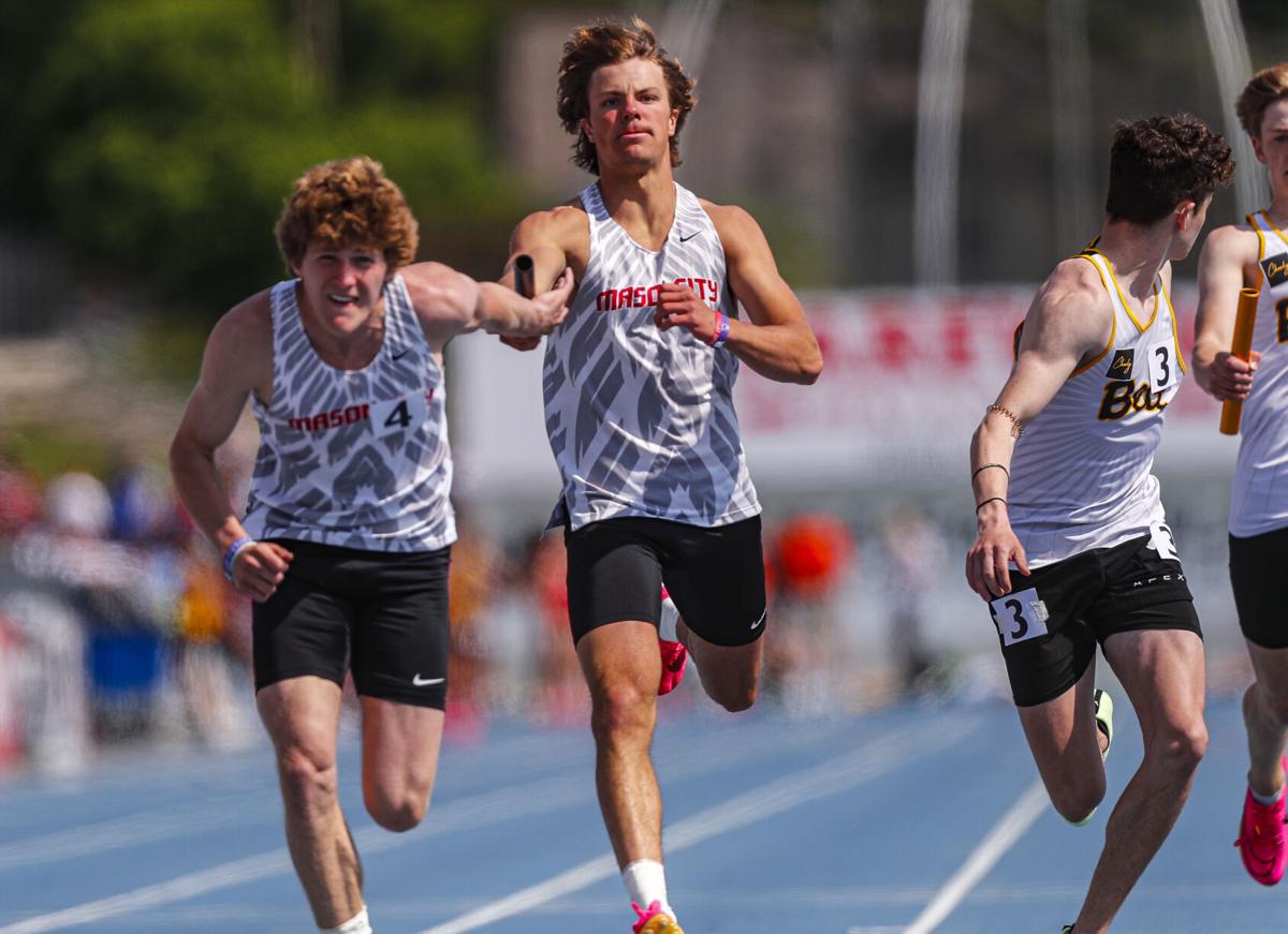 State Track: Mason City boys earn medals in sprint medley, 4x400 relays