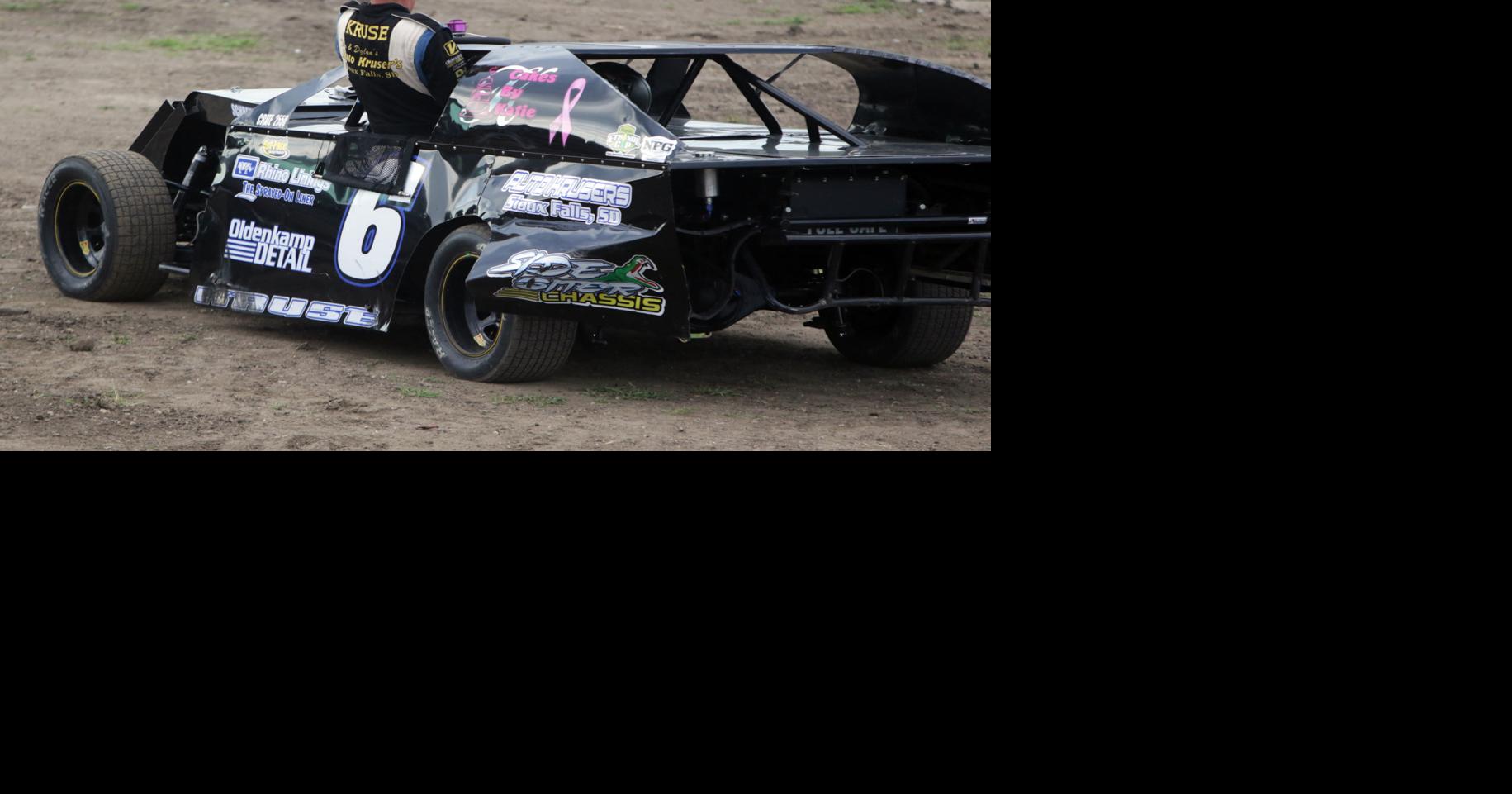 Kruse travels long way to success at Mason City Motor Speedway