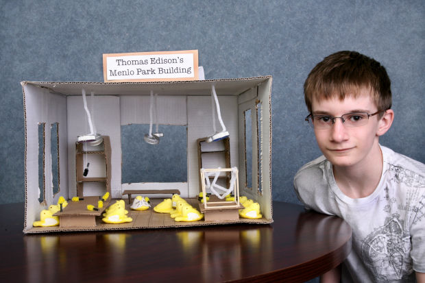 Peeps winner lights up judges’ eyes