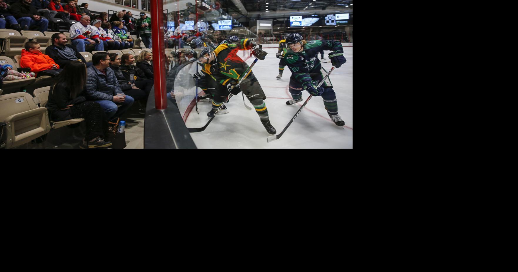 North Iowa Bulls thrash Breezy Point in first game at new arena