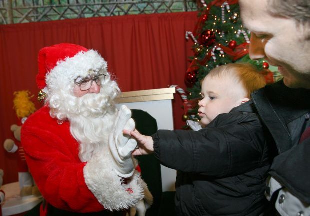 Playing Santa never gets old for 83-year-old Mason City man