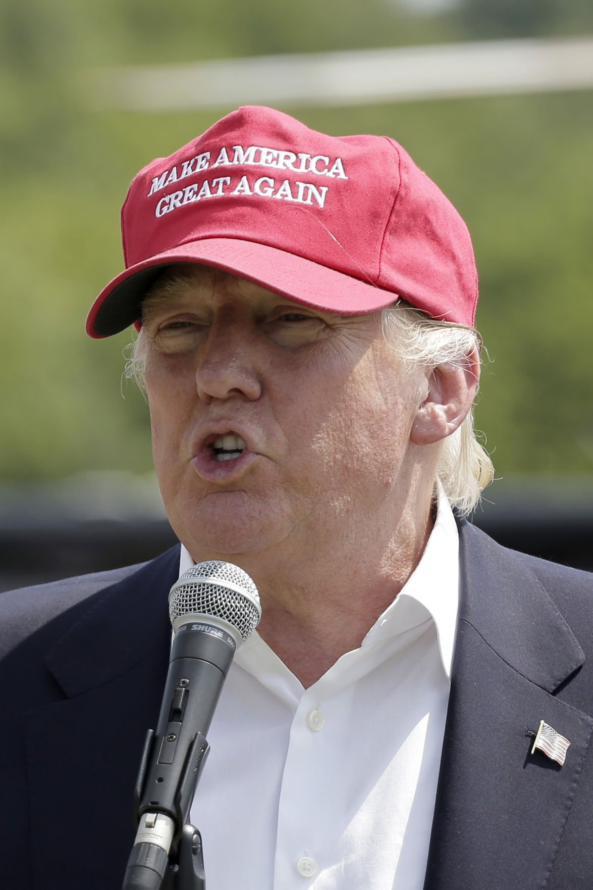 Gifts for Iowa: Presidential campaigns take swag game up a notch | Iowa ...