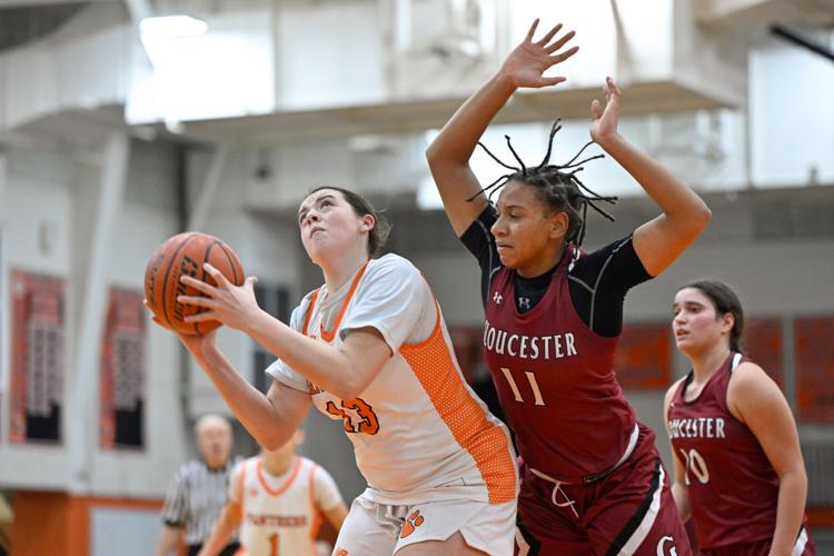 Three straight: Fishermen escape Beverly with another win | Sports ...