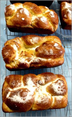 Scandinavian club shares recipe for Nisu -- a cardamon-flecked bread ...