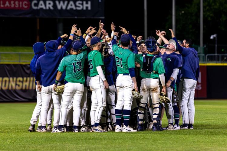 Endicott baseball advances to College World Series final for first time ...