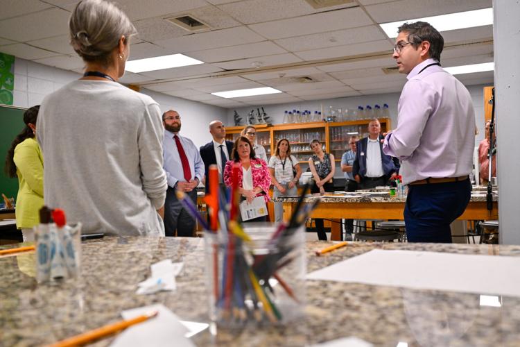 State, local officials tour O’Maley’s Science Central as Sen. Tarr ...