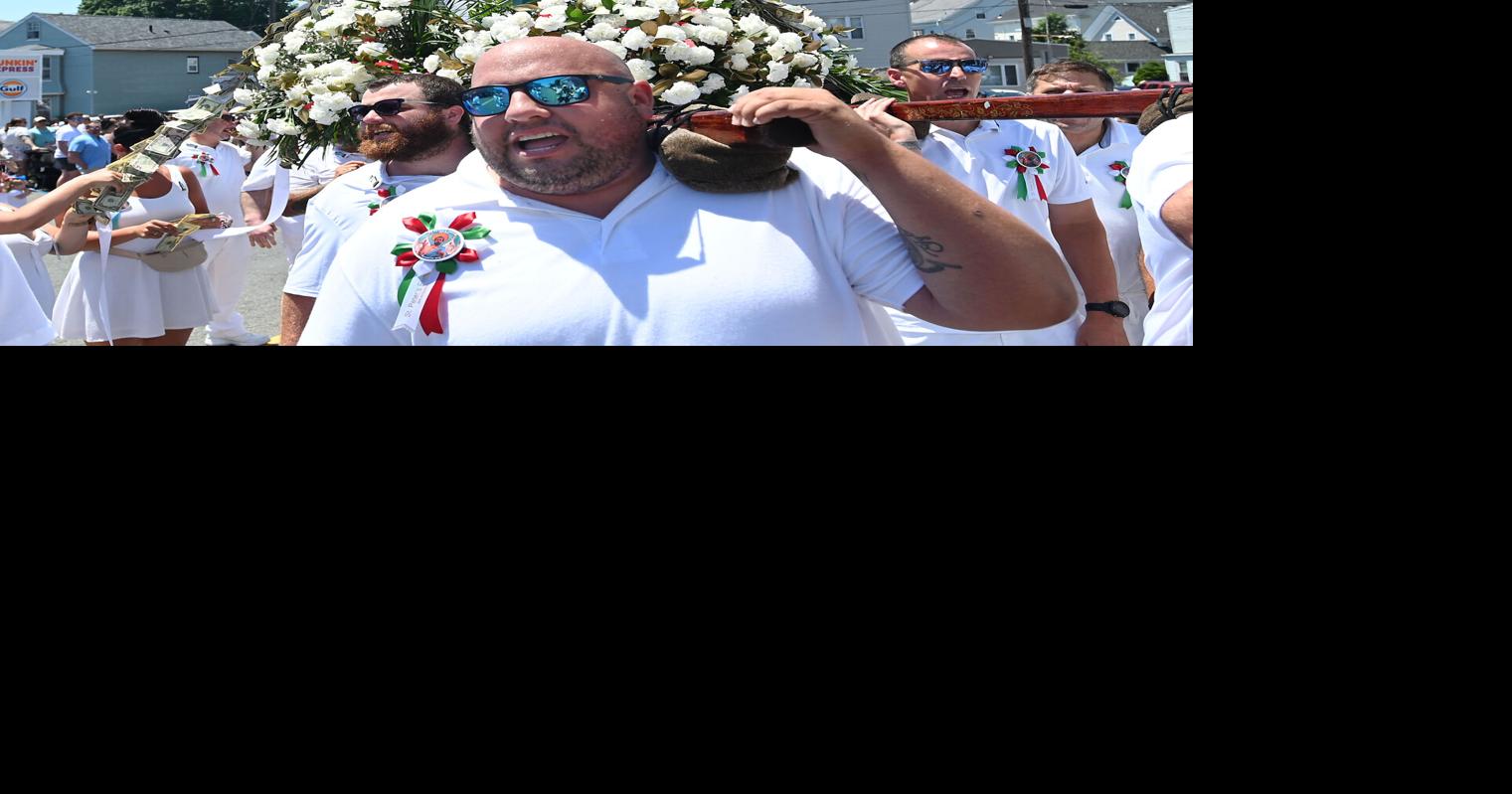 Fiesta Mass in St. Peter's Square returns with enthusiasm | St. Peter's ...