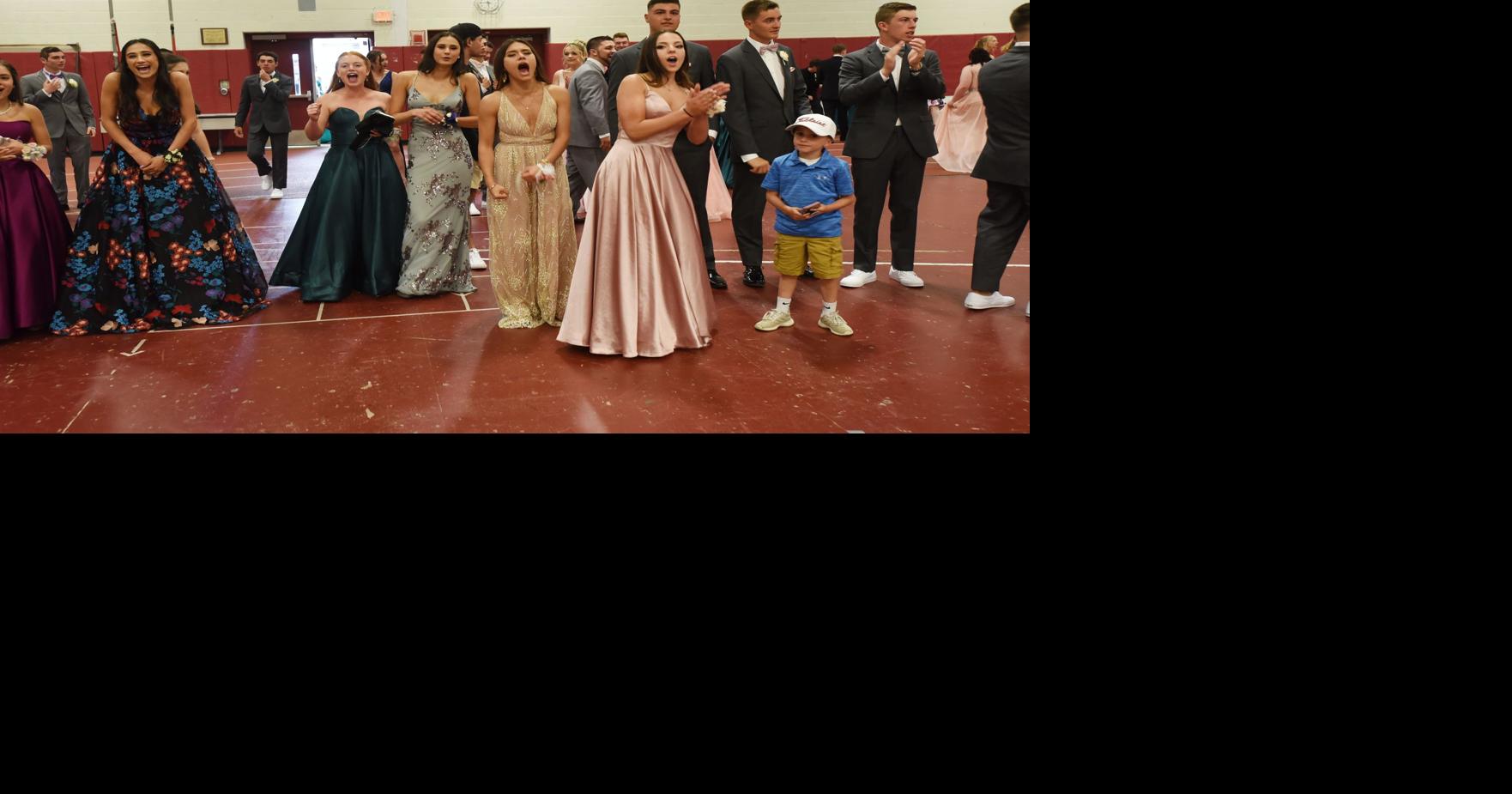 Gloucester students parade in prom finery | Local News ...