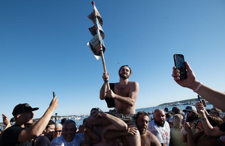 Max Allen becomes third member of his family to taste Greasy Pole ...
