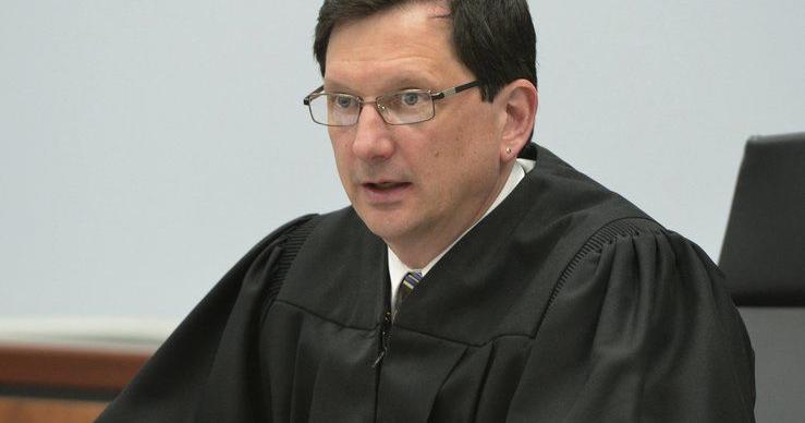 Judge quits after suspension for sexual acts at courthouse | Local News ...