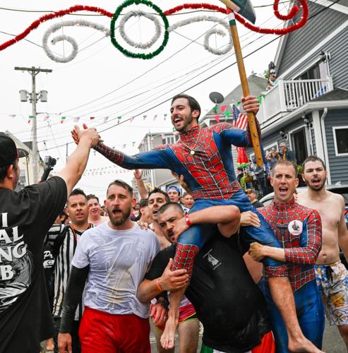 Allen grabs flag for second straight year, crowned Saturday Greasy Pole ...