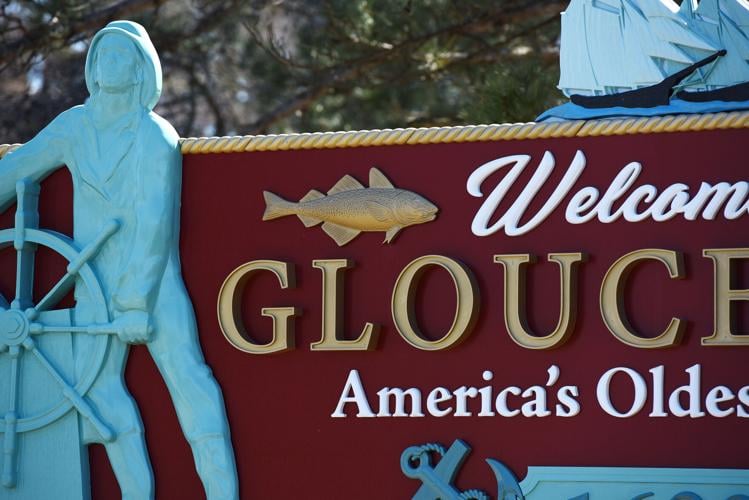 Cod returns to city welcome sign | Local News | gloucestertimes.com