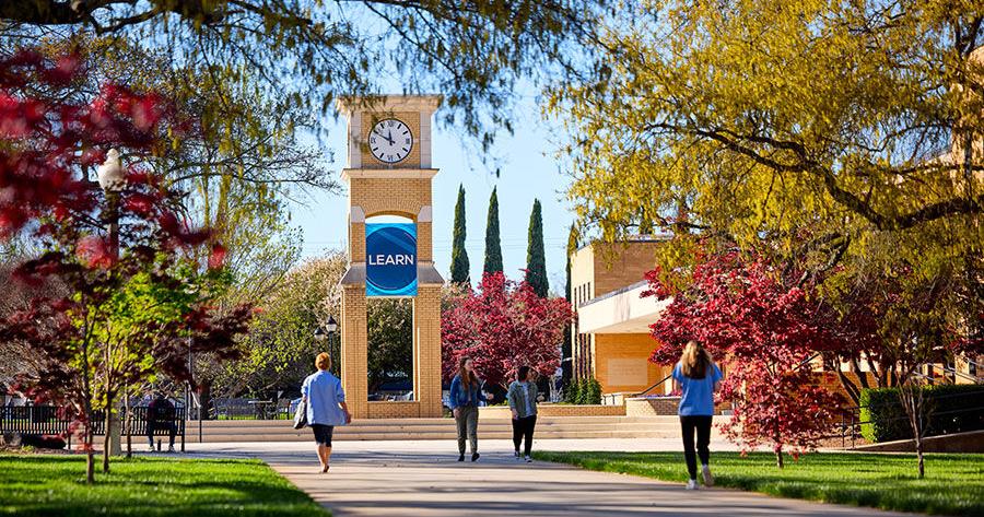 Fountain Inn Students Earn Academic Honors | News | gofountaininn.com