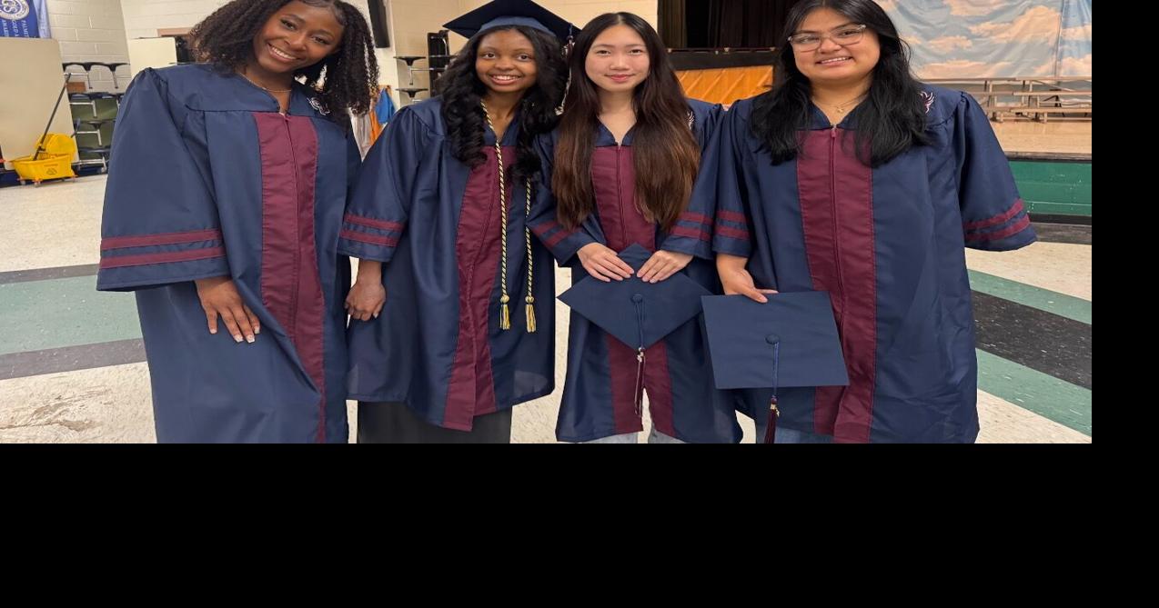 Fountain Inn High School Graduates Celebrate First Commencement | News ...