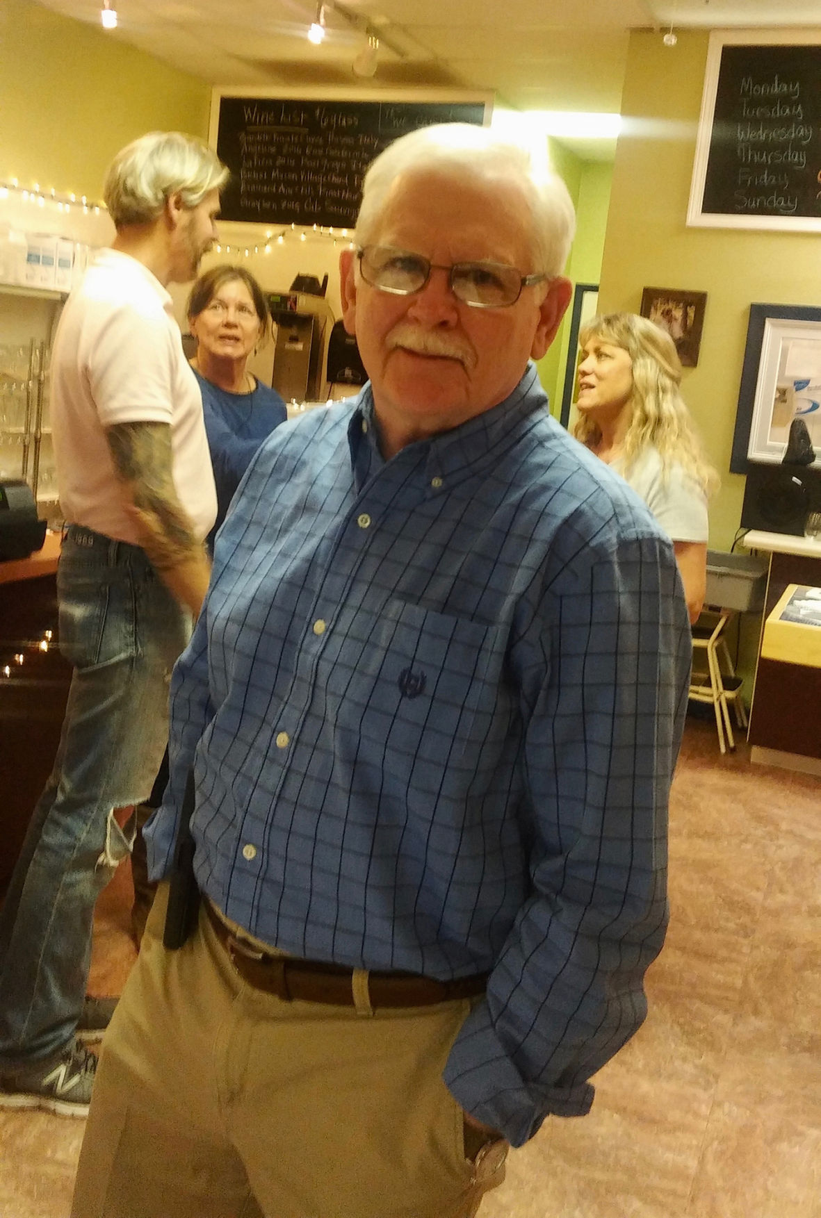 Terry Craig exhibit opens | Coastal Seen | goldenislesmagazine.com