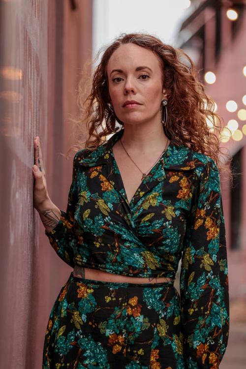 Noisemakers: Elli Perry | Gim Columns | goldenislesmagazine.com