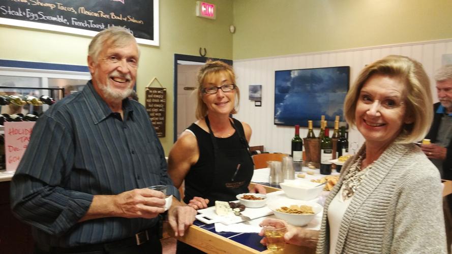 Terry Craig exhibit opens | Coastal Seen | goldenislesmagazine.com