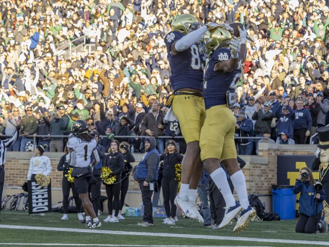 GALLERY: Notre Dame Fighting Irish vs Wake Forest Demon Deacons ...