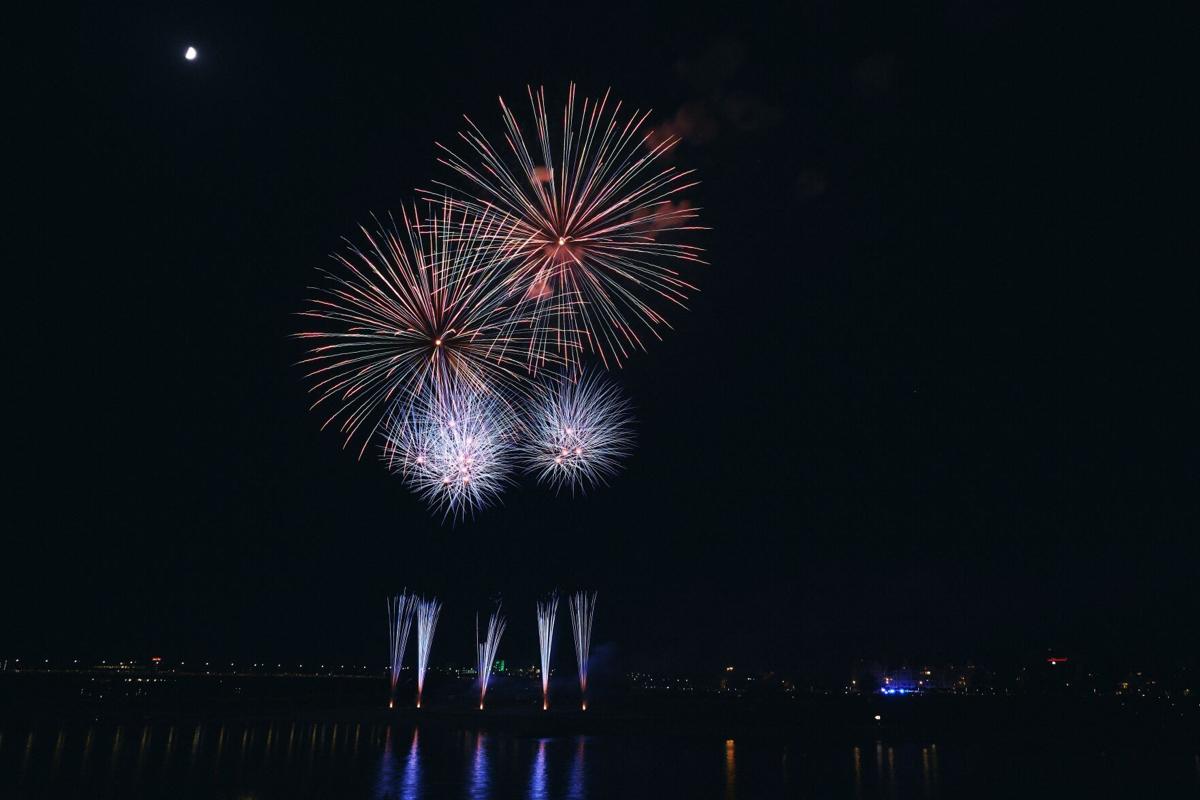 Germany Japan Day Düsseldorf Fireworks | National News | goshennews.com