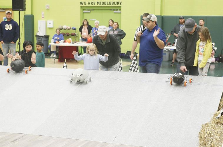 Seventh annual Middlebury Pumpkin race rolls on | | goshennews.com