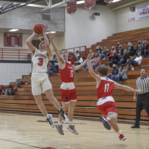 PREP BOYS BASKETBALL PREVIEW: Array of experience boosts area teams in ...