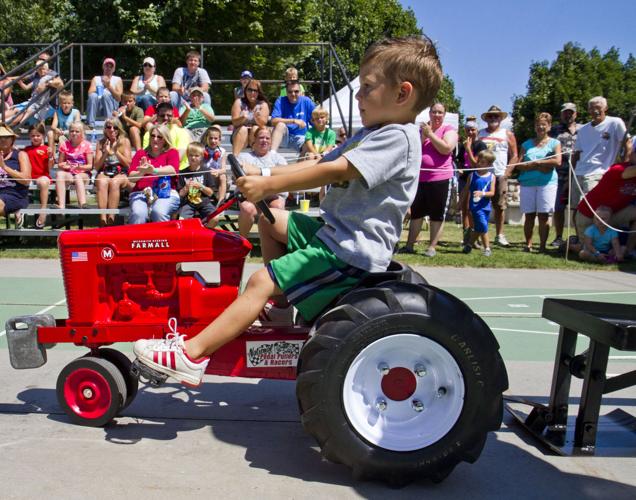 Slideshow: Tractor pull Thursday at Elkhart County 4-H Fair ...