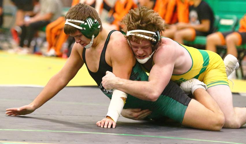PREP BOYS WRESTLING: Northridge’s Henke, Parks have shot of matching ...