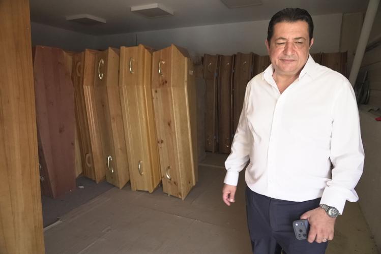 Europe's record heat has overwhelmed Paris mortuaries and left families ...