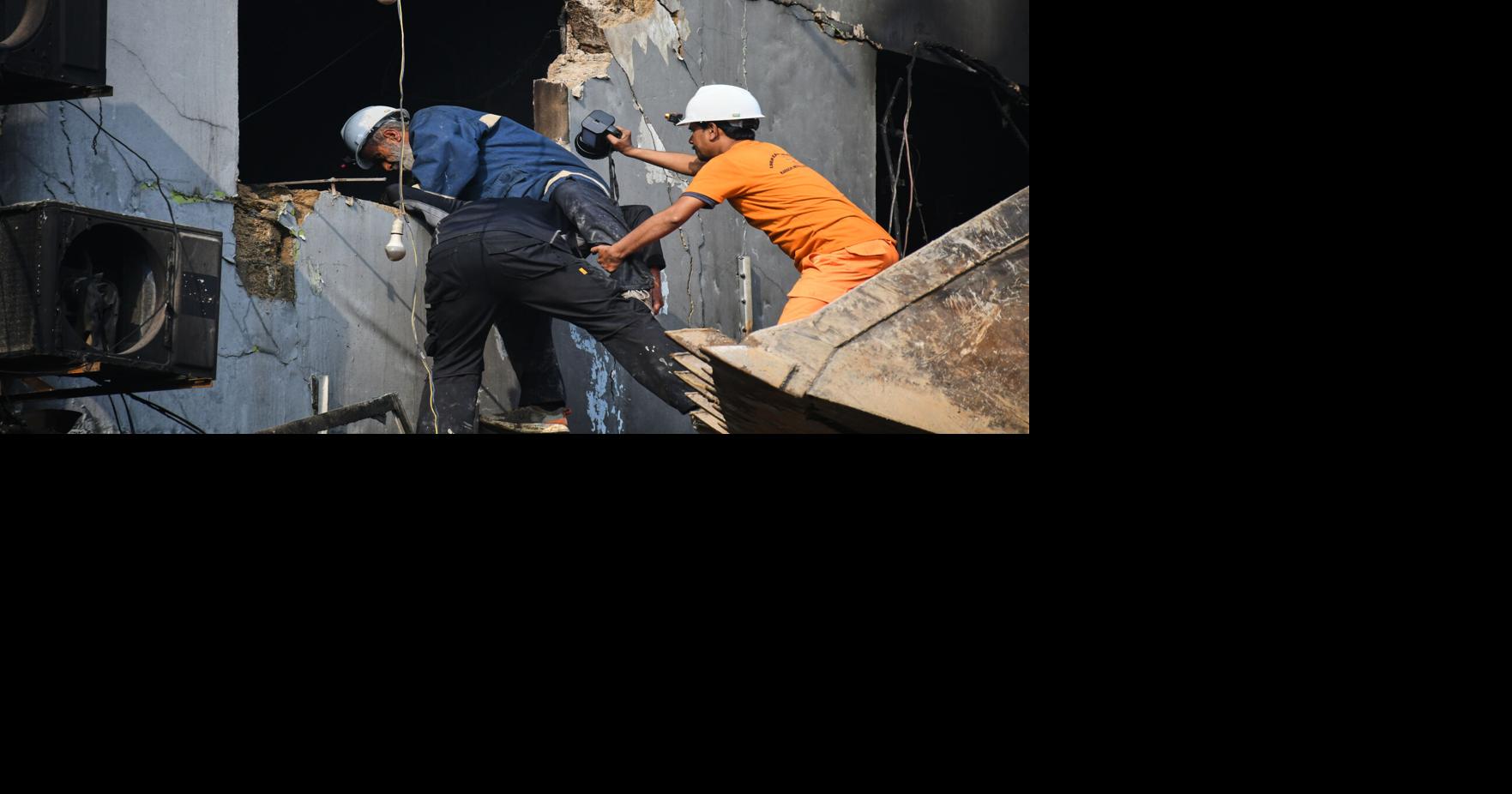 Pakistan Shopping Plaza Fire | National News | goshennews.com