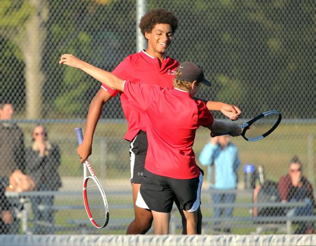 PREP BOYS TENNIS: Goshen sweeps Bethany, wins third-straight sectional ...