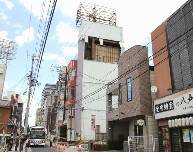 A powerful 7.2 magnitude earthquake strikes off northern Japan. No ...