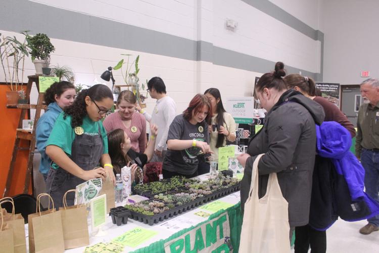 Presenters share love for plants at sixth annual spring expo ...