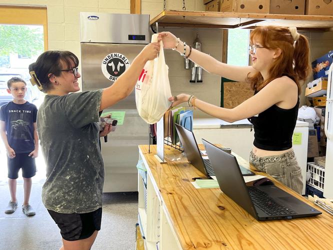 Middlebury Food Pantry bridging summer hunger gap | News | goshennews.com