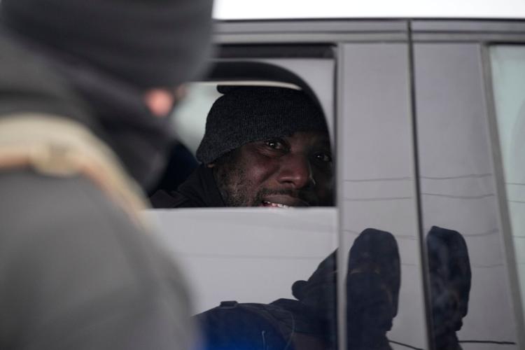 Video captures Minneapolis immigration arrest in a city on edge after ...