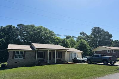 Son of 85-year-old French widow home after 16 days in US immigration ...