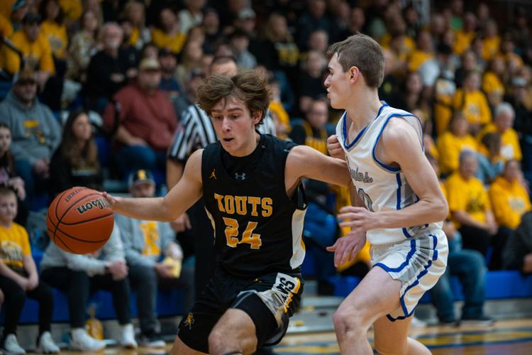 PREP BOYS BASKETBALL: Bethany Christian season ends to Kouts in 1A ...