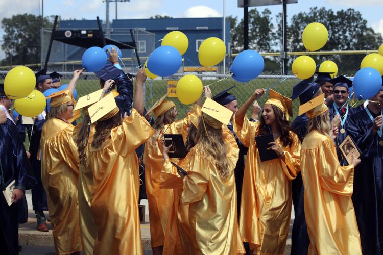 SLIDESHOW: Fairfield High School graduation | Multimedia | goshennews.com