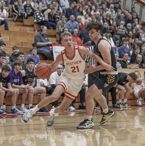 PREP BOYS BASKETBALL: Balanced fields makes for exciting sectional ...