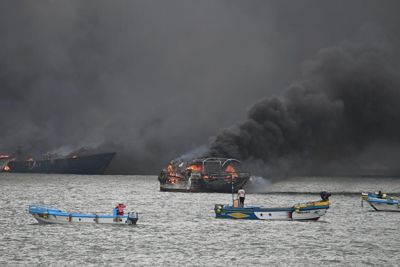 Ecuador Boats Fire | National News | goshennews.com