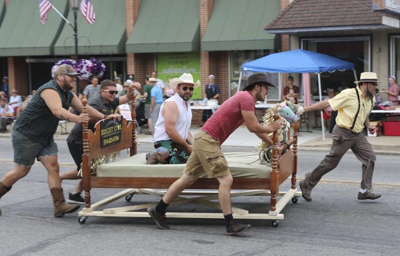 Summerfest draws hundreds to Middlebury | News | goshennews.com