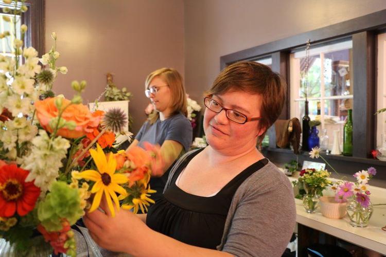 Flower shop using community supported agriculture practices | Business ...