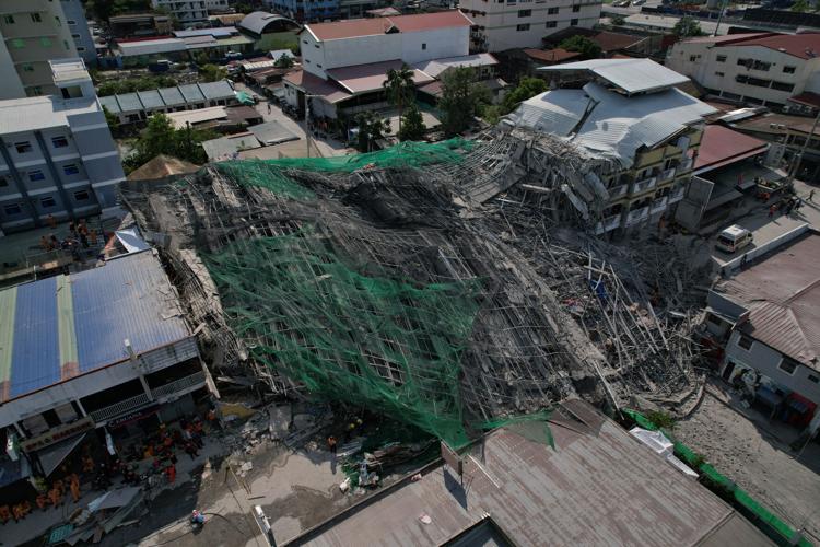 Building under construction in Philippines collapses, leaving 1 dead ...