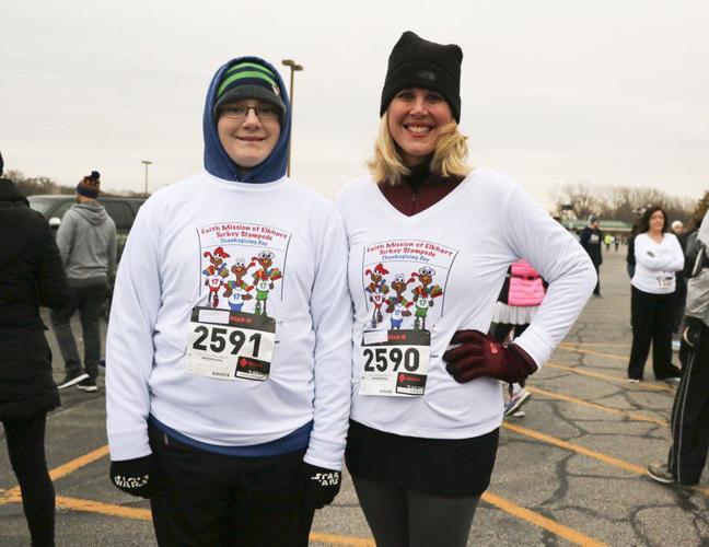 Record-breaking crowd races to the finish line during Turkey Stampede ...